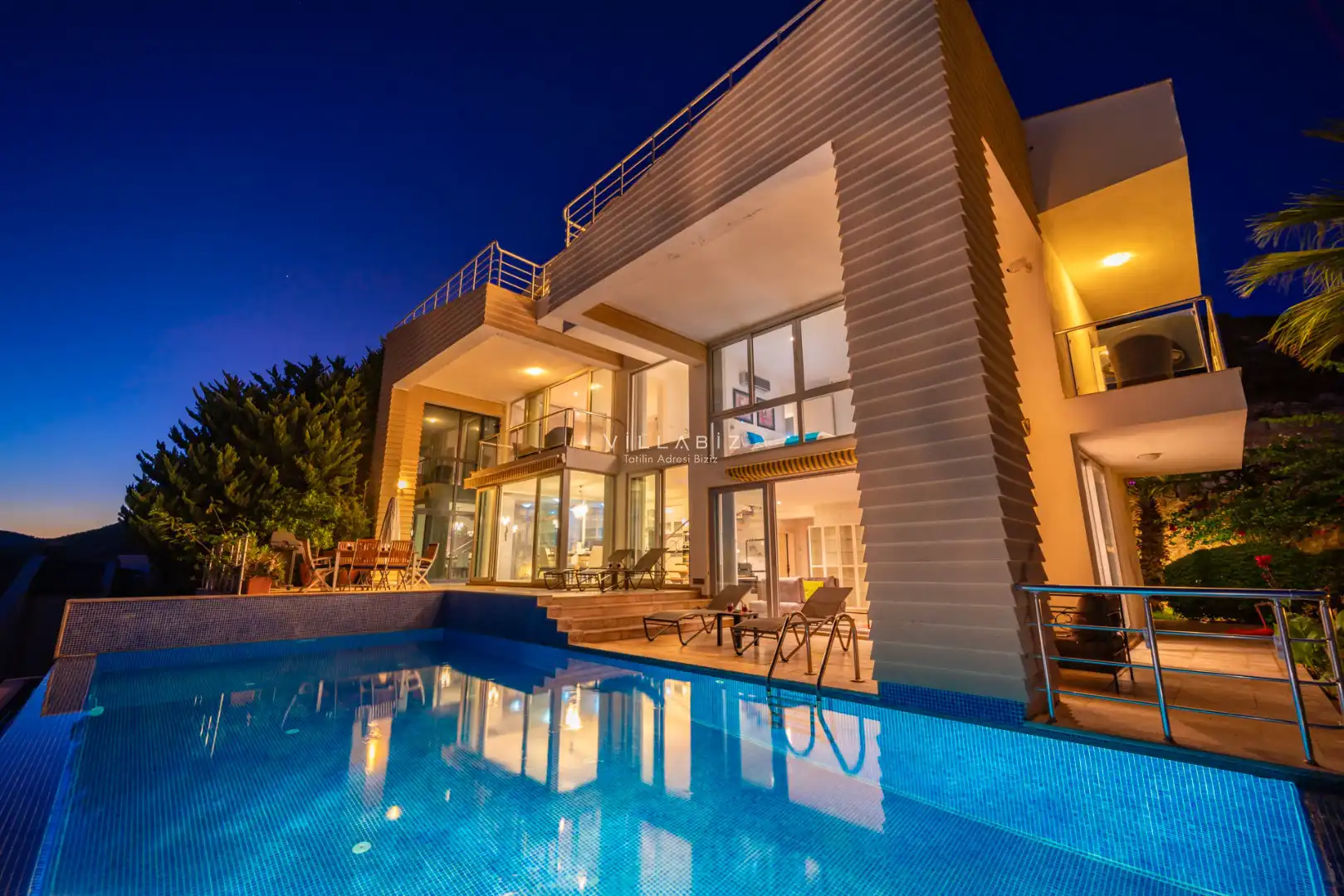 Villa Rüzgar Gülü - VillaBiz.com.tr
